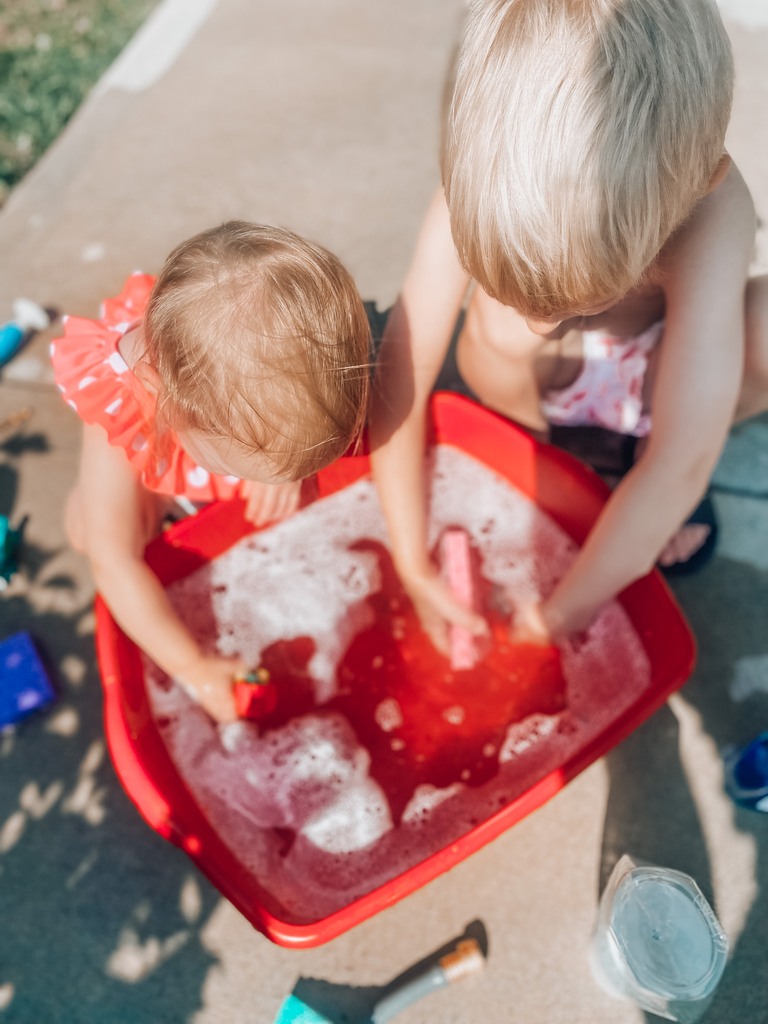 Car Wash Outdoor Kid Activity - Emily's Little Loves
